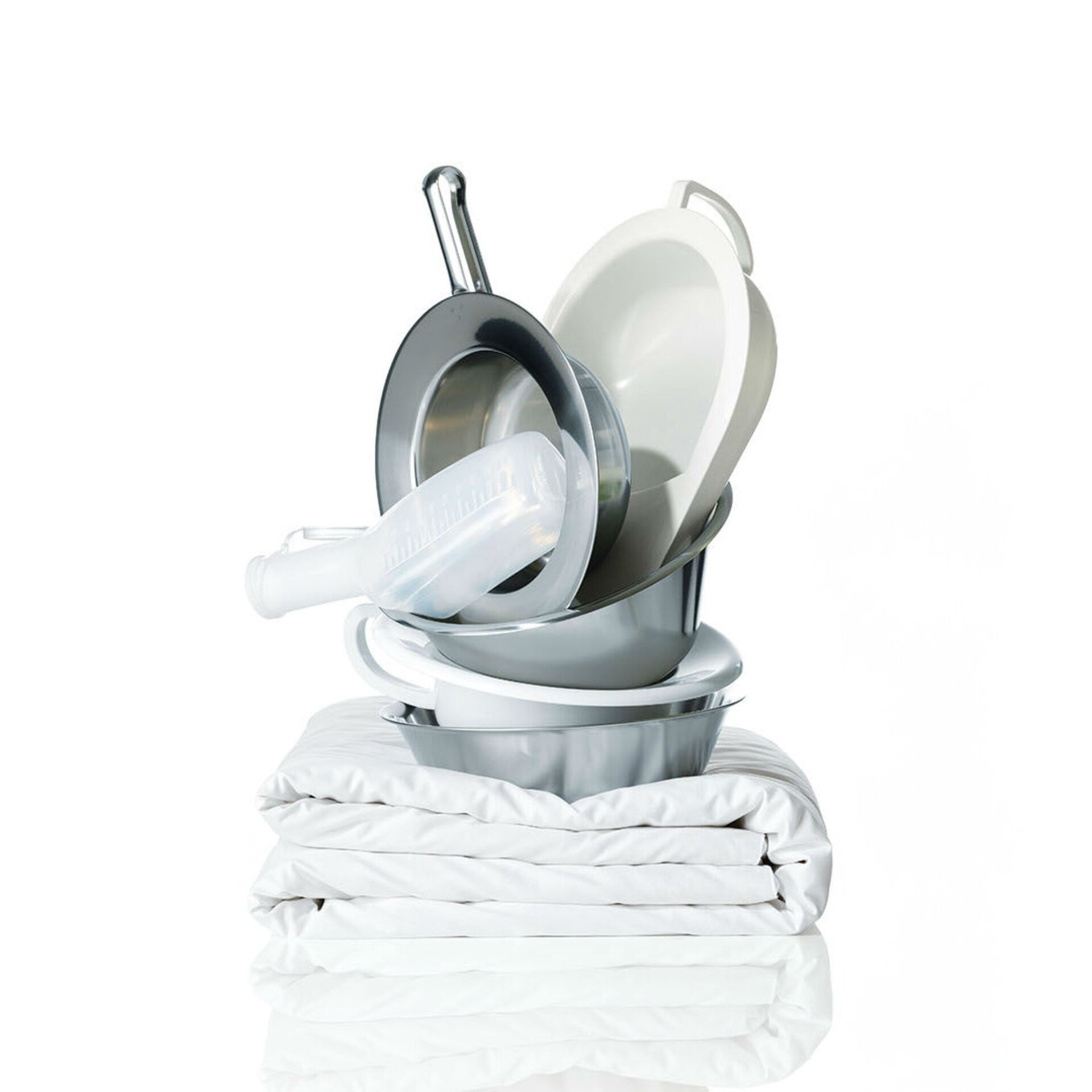 Washer-disinfectors as individual appliances or combined care units