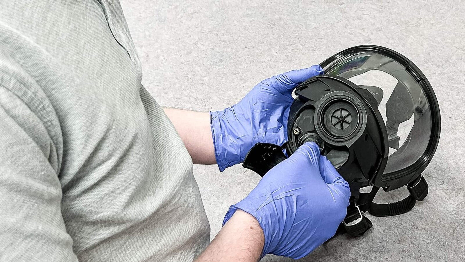 Treatment of respiratory protective equipment - MEIKO